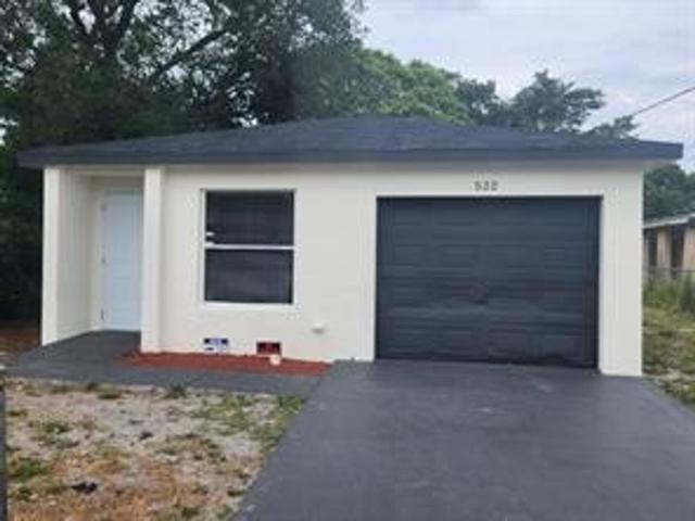 4 bedroom luxury Villa for rent in Fort Pierce, Florida