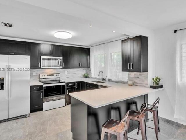 4 bedroom luxury Villa for rent in Hallandale, Florida