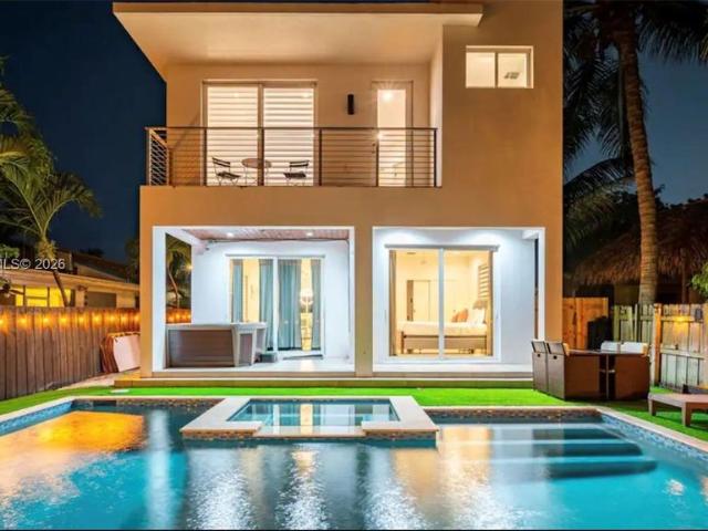 4 bedroom luxury Villa for rent in Hollywood, United States