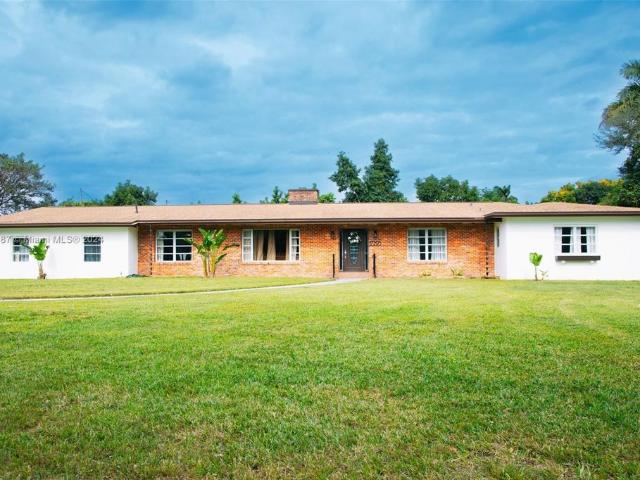 4 bedroom luxury Villa for rent in Homestead, Florida