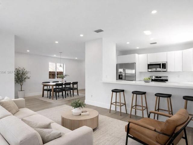 4 bedroom luxury Villa for rent in Homestead, Florida