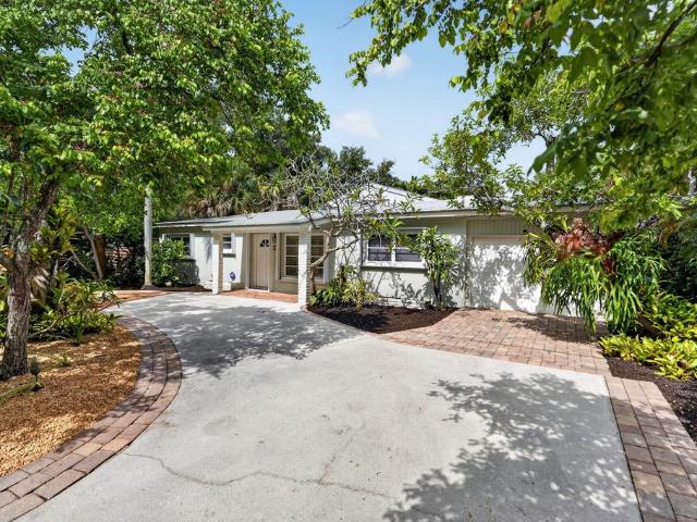 4 bedroom luxury Villa for rent in Jupiter, Florida