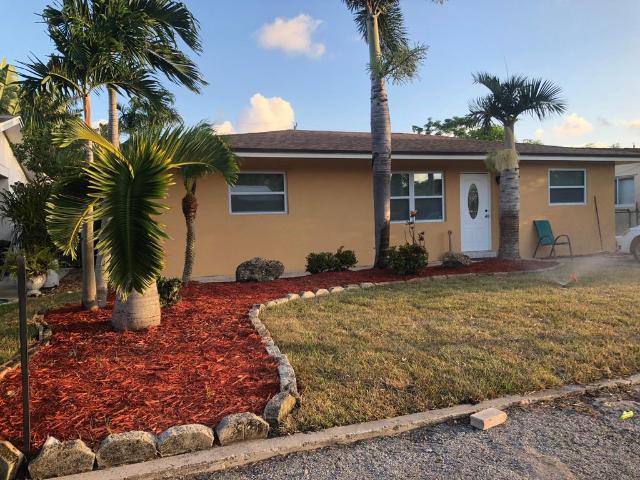 4 bedroom luxury Villa for rent in Lantana, Florida