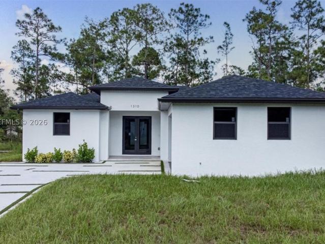 4 bedroom luxury Villa for rent in Lehigh Acres, United States