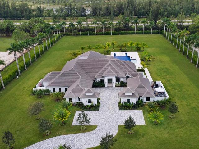 4 bedroom luxury Villa for rent in Palm Beach Gardens, Florida