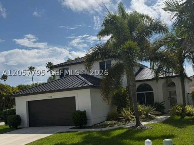 4 bedroom luxury Villa for rent in Pembroke Pines, Florida