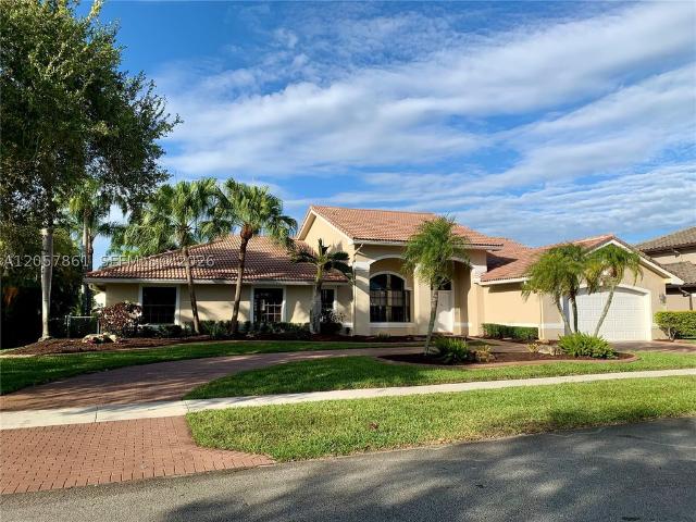 4 bedroom luxury Villa for rent in Pembroke Pines, Florida