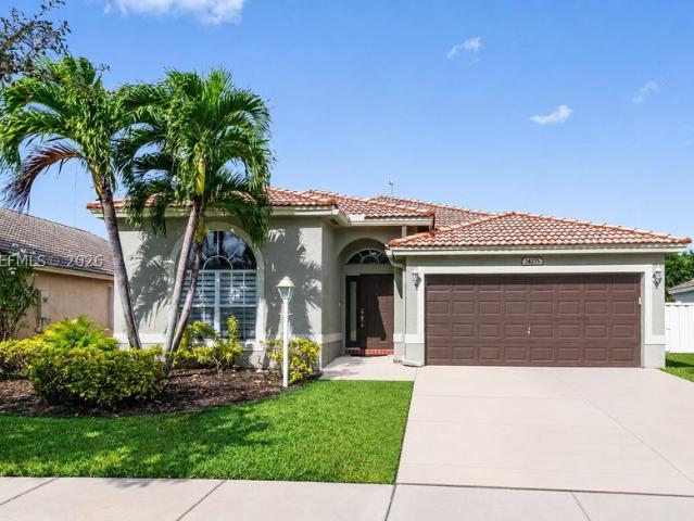 4 bedroom luxury Villa for rent in Pembroke Pines, Florida