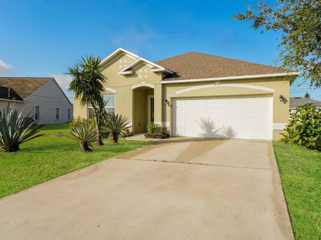 4 bedroom luxury Villa for rent in Port Saint Lucie, Florida