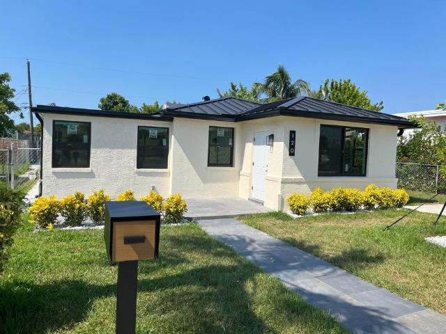 4 bedroom luxury Villa for rent in Riviera Beach, United States