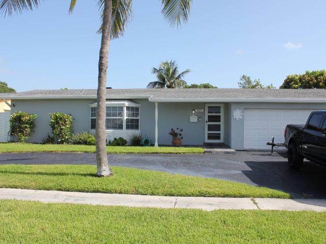 4 bedroom luxury Villa for rent in Sunrise, Florida