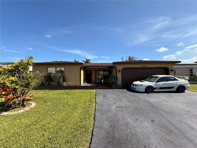 4 bedroom luxury Villa for rent in Sunrise, Florida