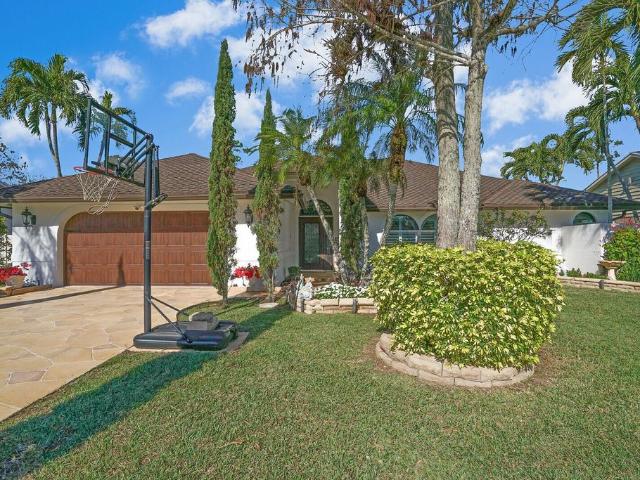 4 bedroom luxury Villa for rent in Wellington, Florida