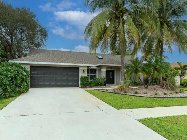 4 bedroom luxury Villa for rent in Wellington, Florida