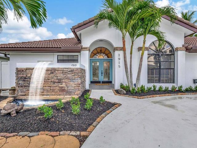 4 bedroom luxury Villa for rent in Wellington, Florida