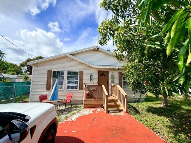 4 bedroom luxury Villa for rent in West Palm Beach, United States