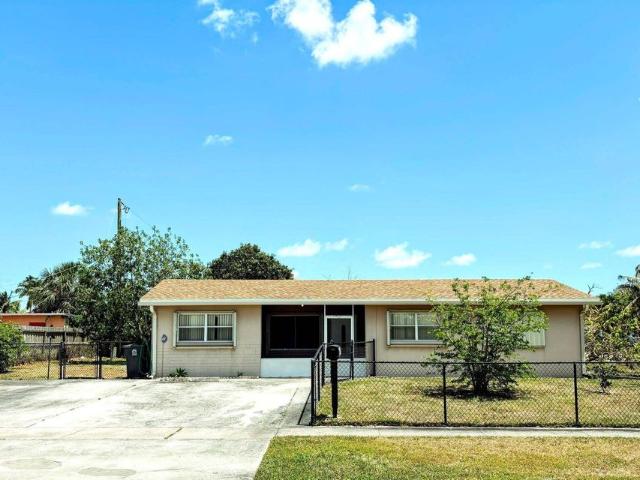 4 bedroom luxury Villa for rent in West Palm Beach, Florida