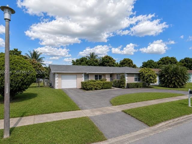 4 bedroom luxury Villa for sale in Margate Estates, United States