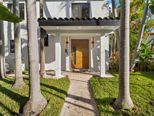 4 bedroom luxury Villa for sale in Miami Beach, Florida