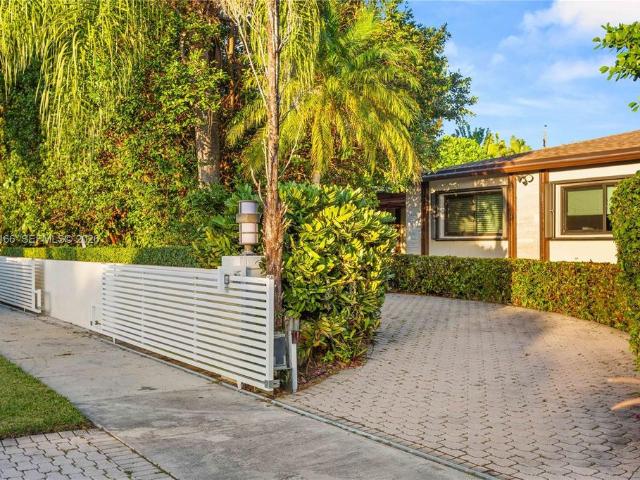 4 bedroom luxury Villa for sale in Miami, Florida