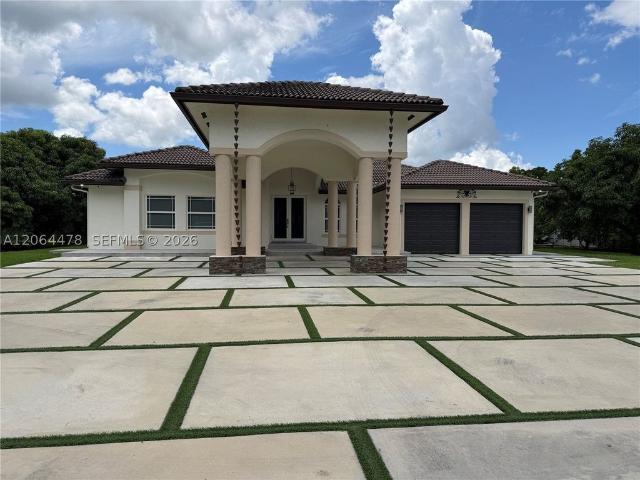 4 bedroom luxury Villa for sale in Miami, Florida