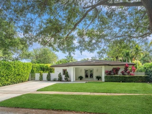 4 bedroom luxury Villa for sale in Miami, Florida