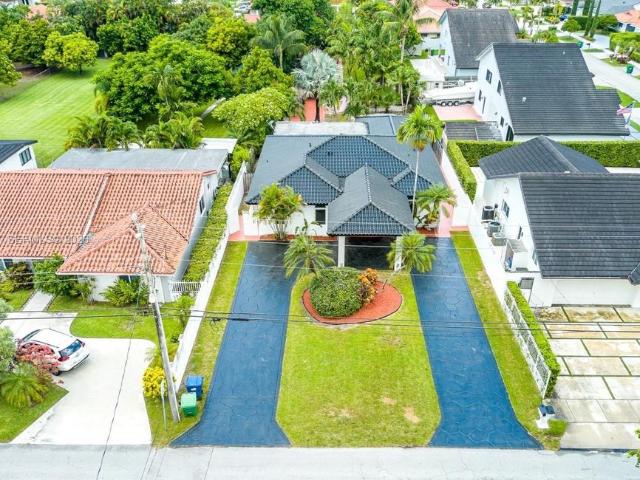 4 bedroom luxury Villa for sale in Miami, Florida