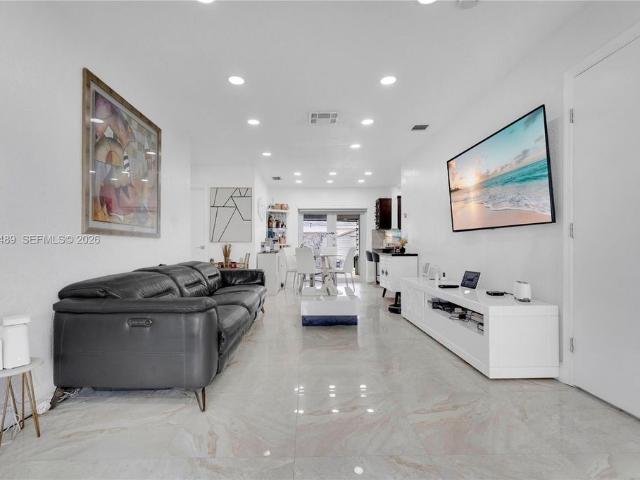 4 bedroom luxury Villa for sale in Miami, Florida