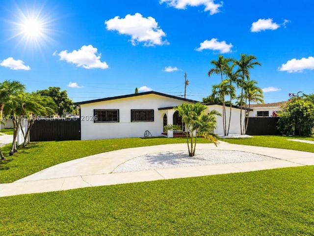 4 bedroom luxury Villa for sale in Miami, Florida
