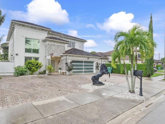 4 bedroom luxury Villa for sale in Miami, Florida