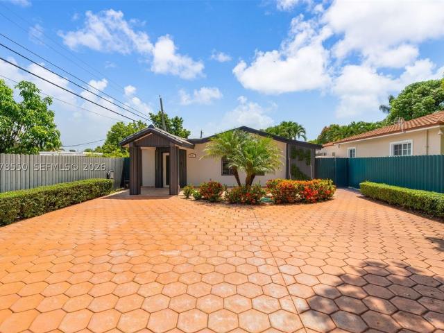 4 bedroom luxury Villa for sale in Miami, Florida