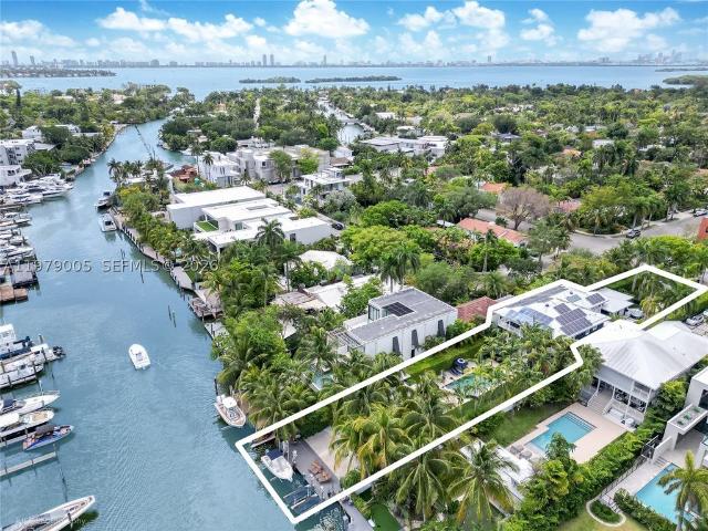 4 bedroom luxury Villa for sale in Miami, Florida