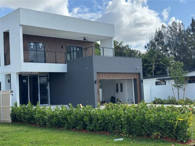 4 bedroom luxury Villa for sale in Miami, Florida