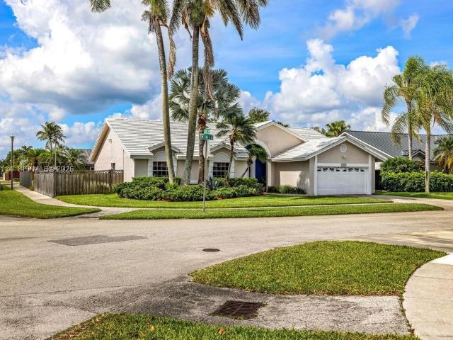 4 bedroom luxury Villa for sale in Miami, Florida
