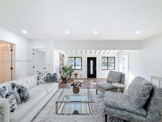 4 bedroom luxury Villa for sale in Miami, Florida