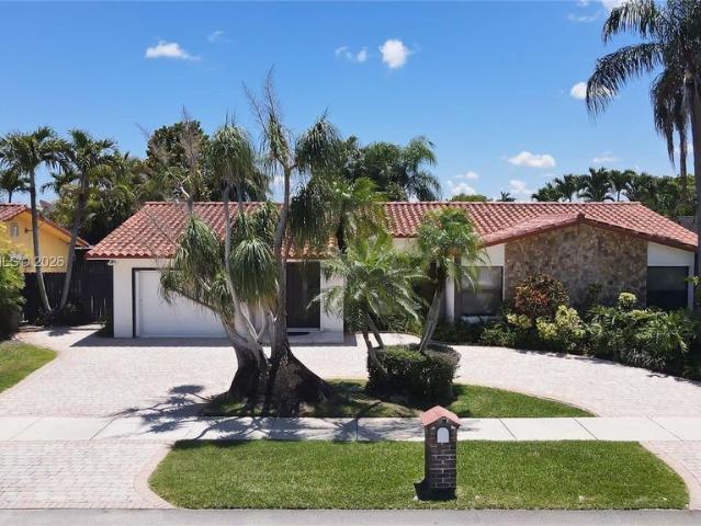 4 bedroom luxury Villa for sale in Miami, Florida