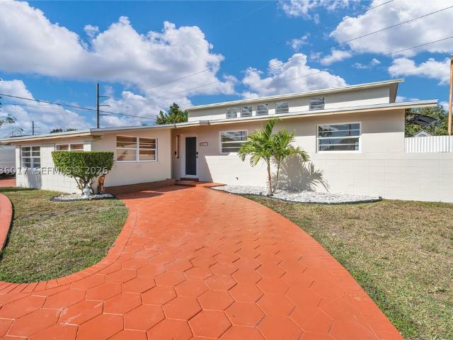 4 bedroom luxury Villa for sale in Miami, Florida