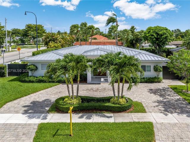 4 bedroom luxury Villa for sale in Miami, Florida
