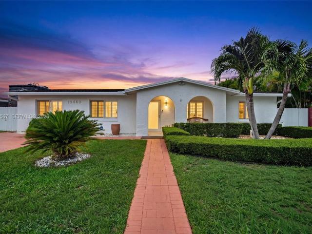 4 bedroom luxury Villa for sale in Miami, Florida