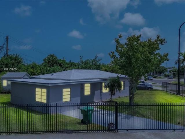 4 bedroom luxury Villa for sale in Miami, Florida