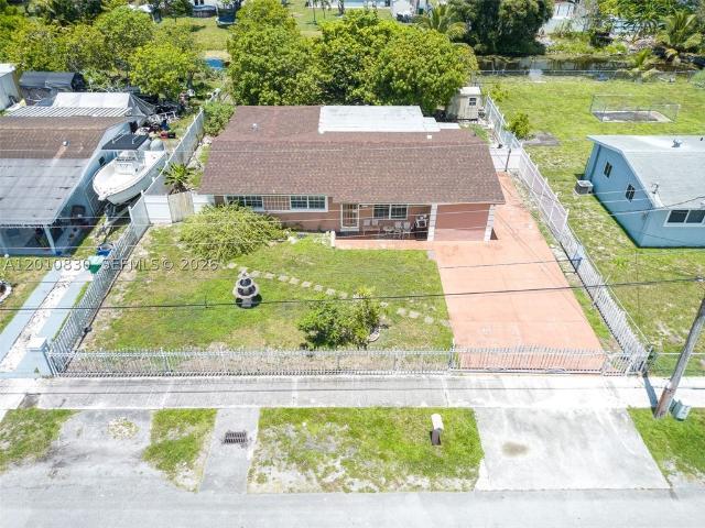 4 bedroom luxury Villa for sale in Miami Gardens, Florida