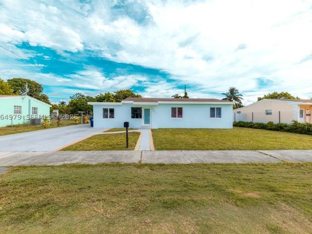 4 bedroom luxury Villa for sale in Miami Gardens, Florida