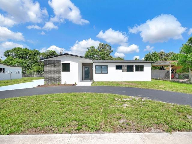 4 bedroom luxury Villa for sale in Miami Gardens, Florida