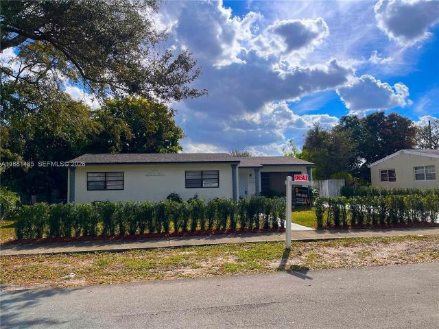 4 bedroom luxury Villa for sale in Miami Gardens, Florida