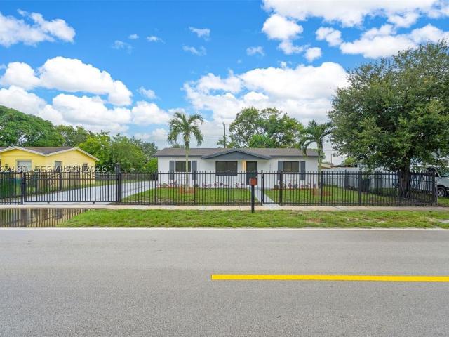 4 bedroom luxury Villa for sale in Miami Gardens, United States