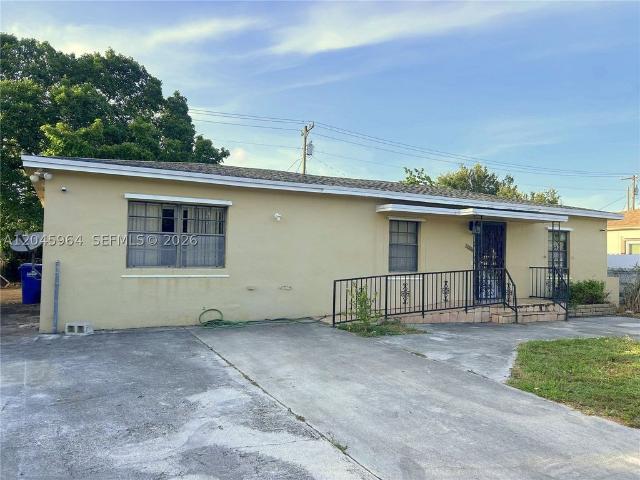 4 bedroom luxury Villa for sale in Miami Heights Trailer Park, Florida