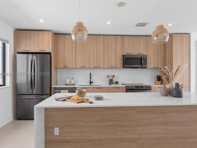 4 bedroom luxury Villa for sale in Miami Heights Trailer Park, Florida