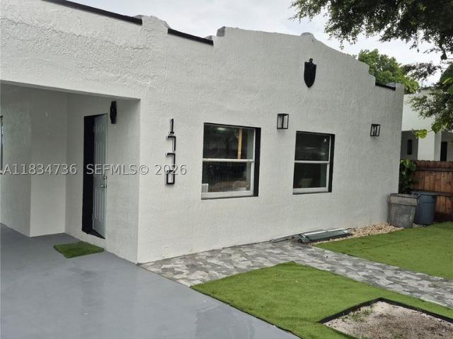 4 bedroom luxury Villa for sale in Miami Heights Trailer Park, Florida
