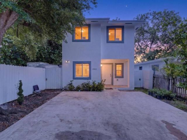 4 bedroom luxury Villa for sale in Miami Heights Trailer Park, Florida