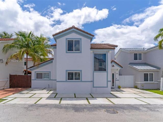 4 bedroom luxury Villa for sale in Miami Terrace Mobile Home, Florida